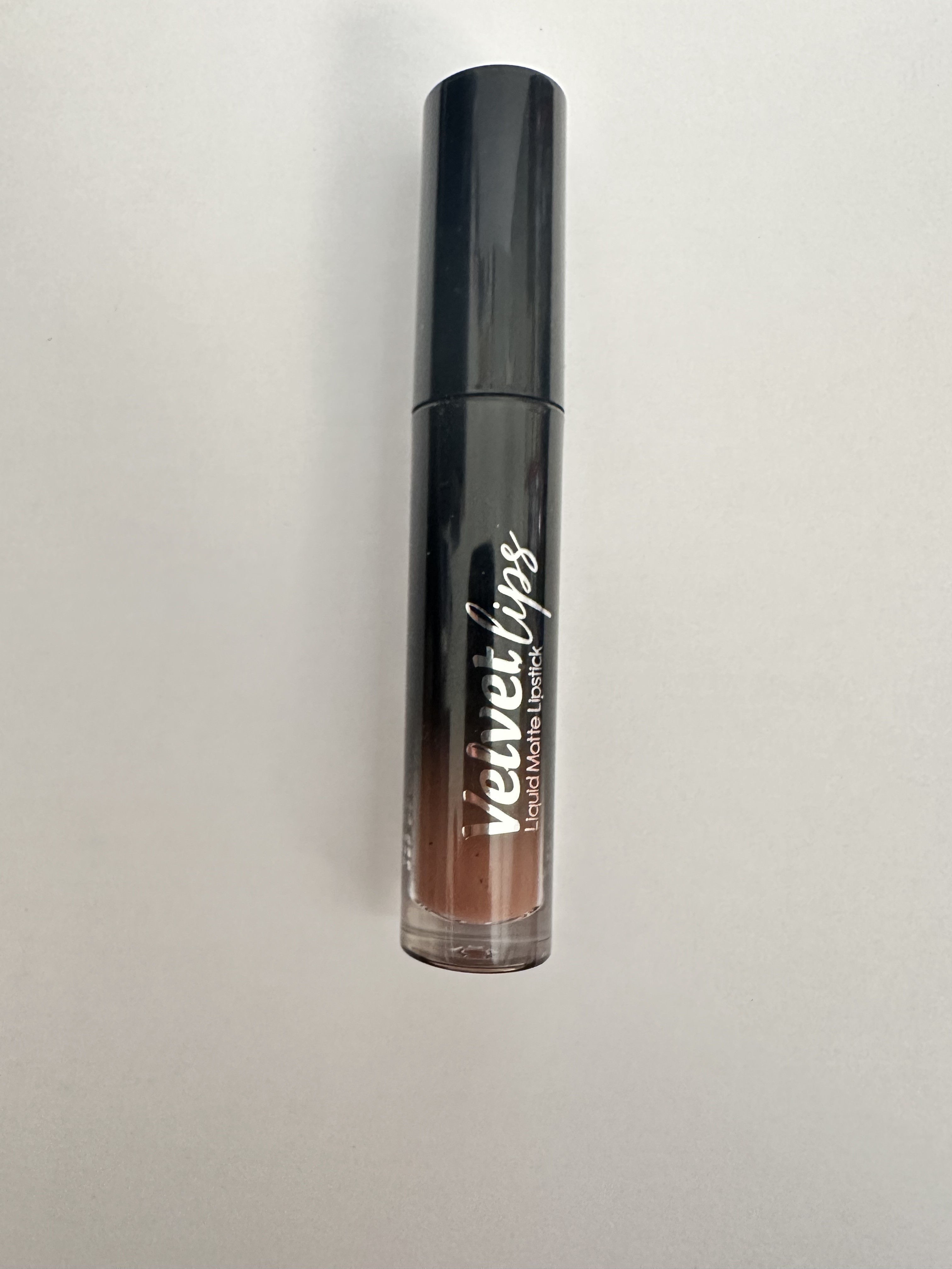 Lella Velvet Lips Lipstick N 21 4.5ml - tunisie
